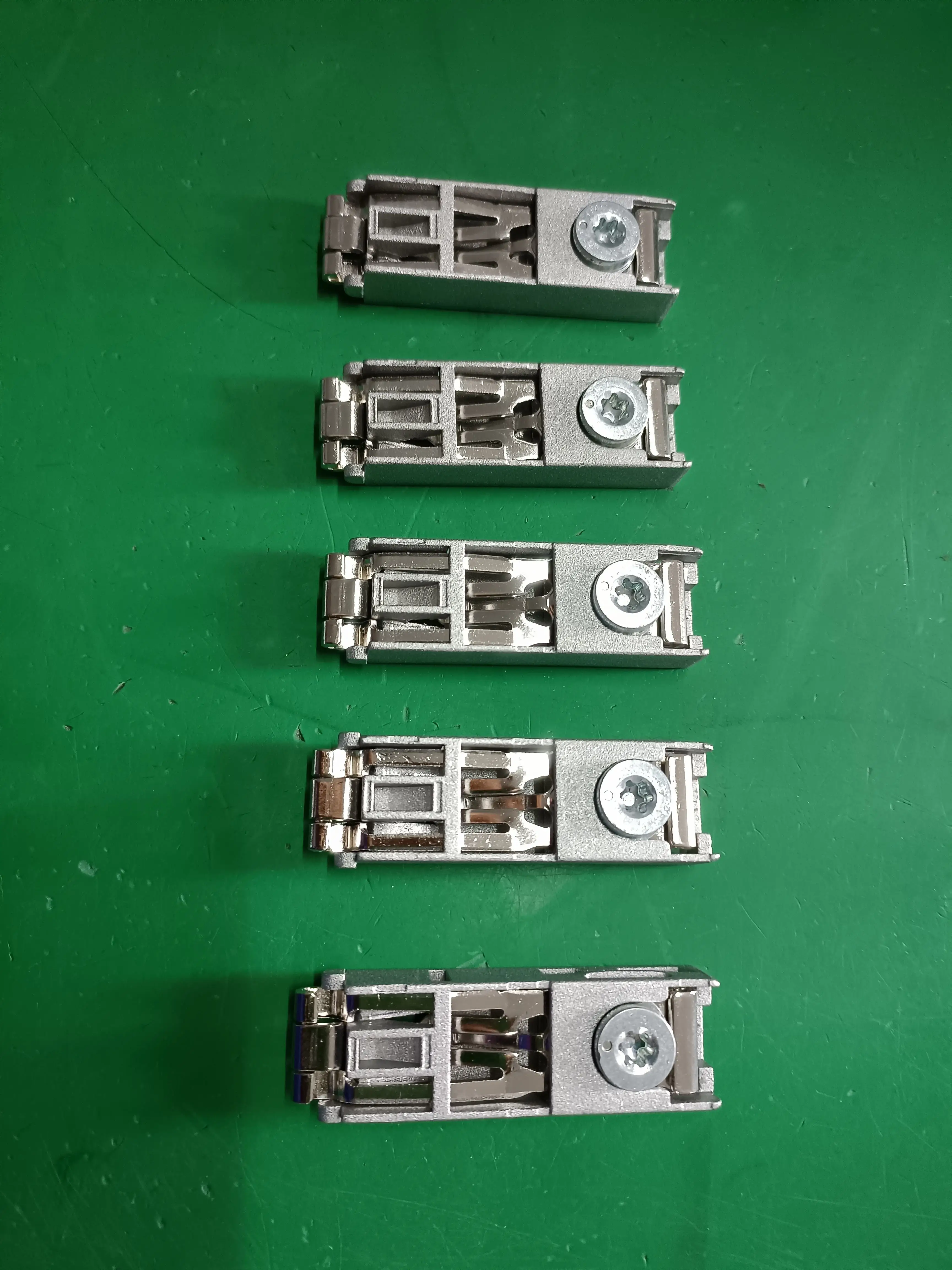 Aluminum Extrusion Tension Lock Connector For 3x3 Stand Exhibition ...