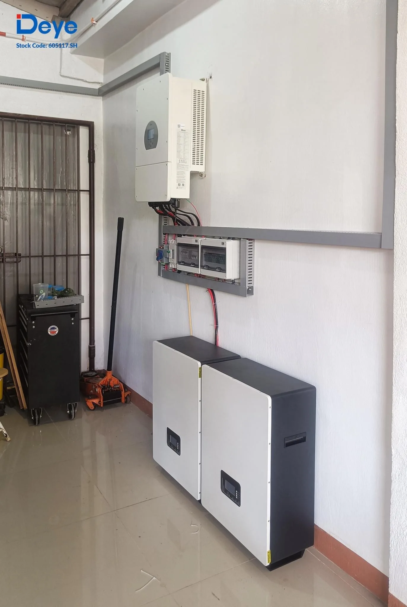 USA Warehouse Split Phase Hybrid Inverter 5 6 7.6 8kW Inverter US ...