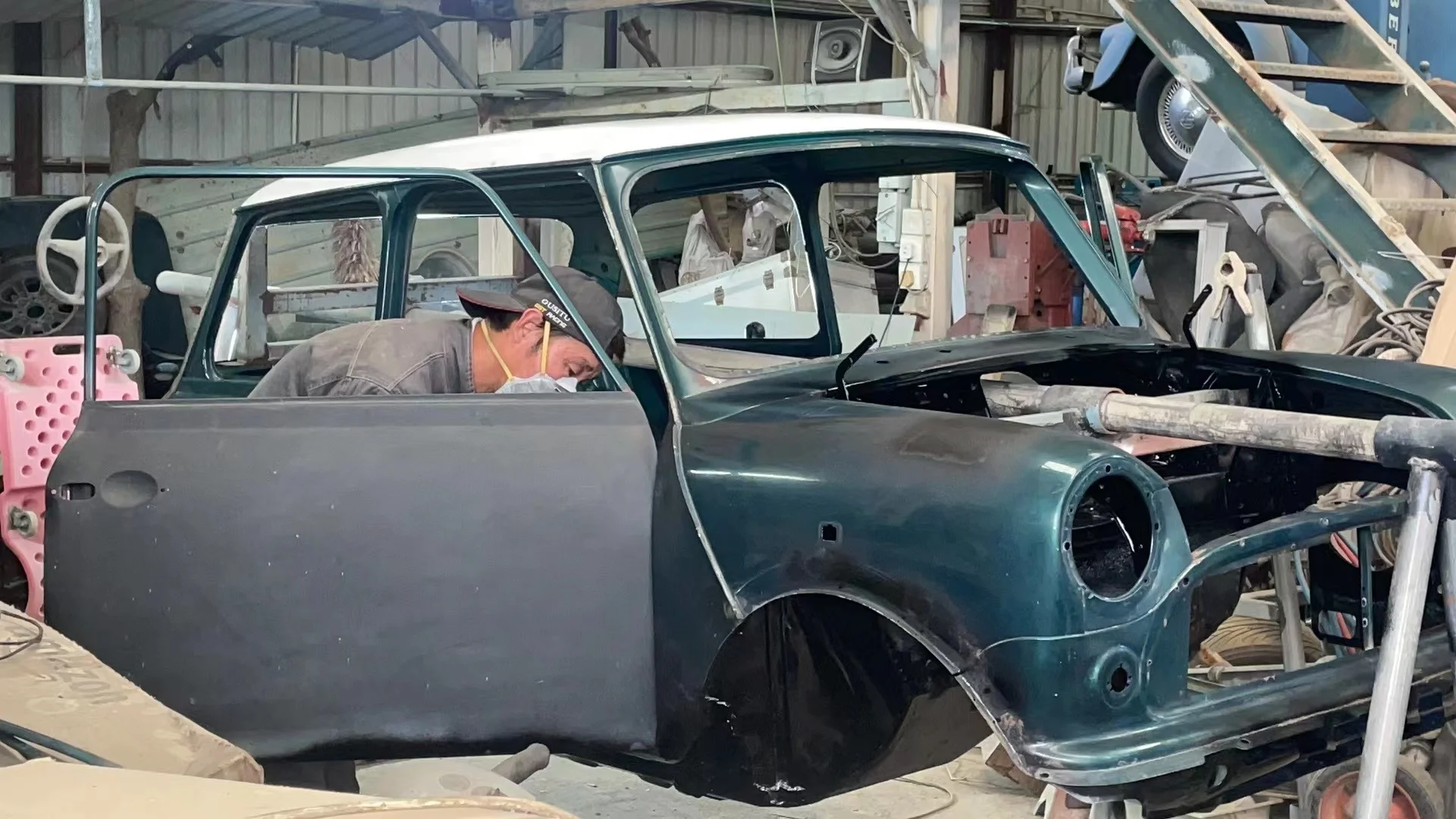 Classic Mini Car Customization - Austin Mini Body Shell