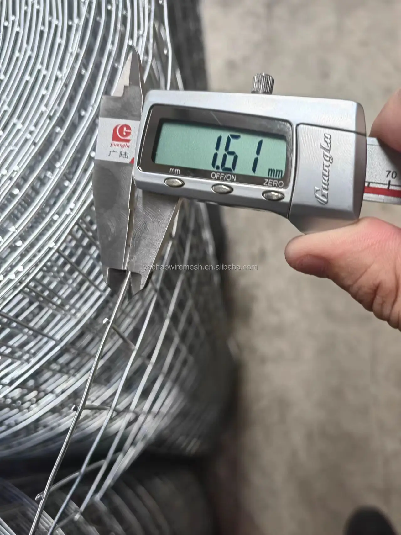 Durable 1/2x1 1x1 Hot Dip Galvanized Iron Welded Wire Cloth Mesh