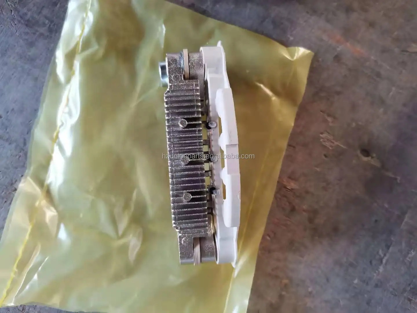 用于现代H100整流器发电机的OEM 37380-42301| Alibaba.com