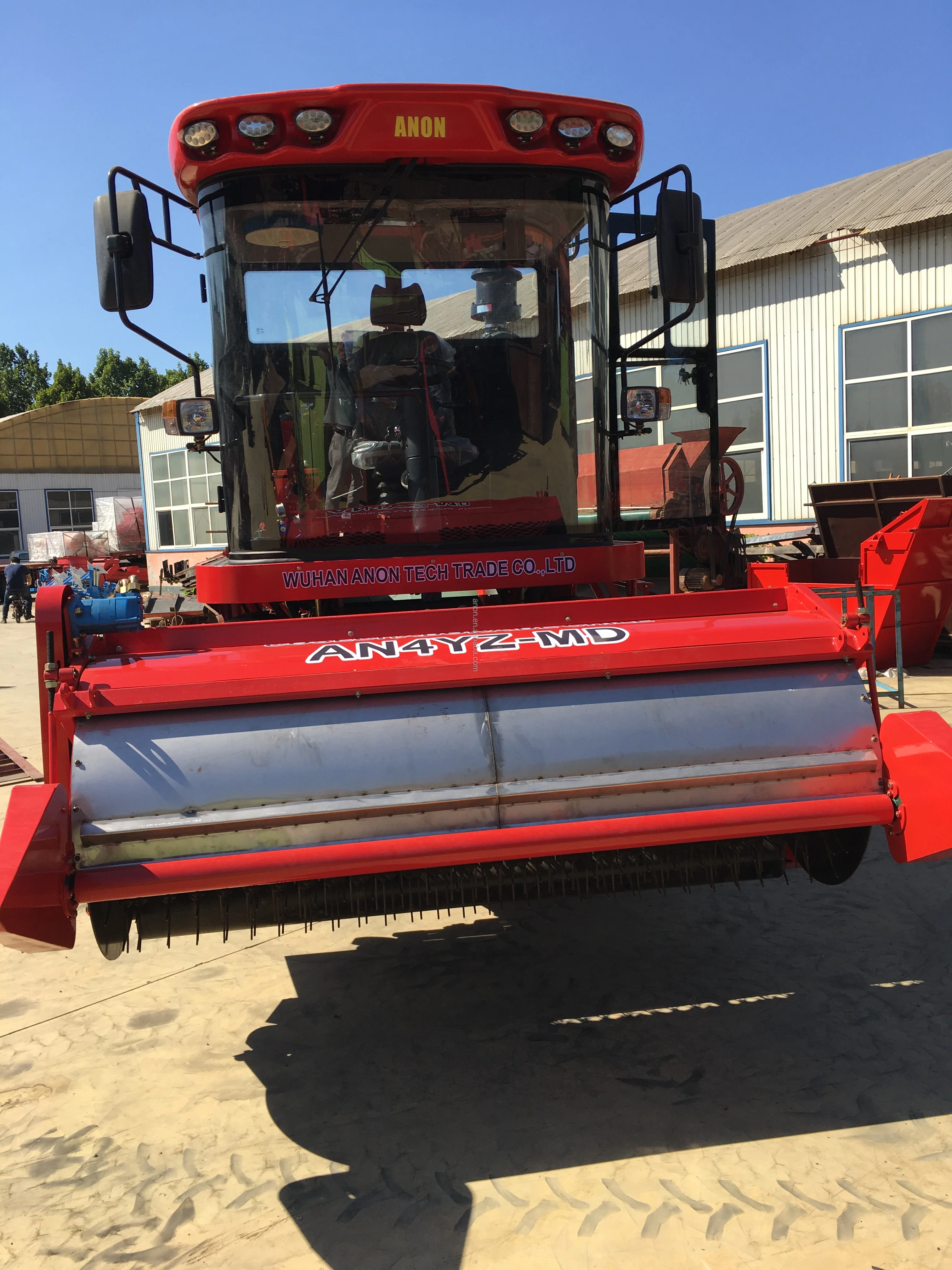 ANON Agricultural Chili Harvester - Efficient & Safe