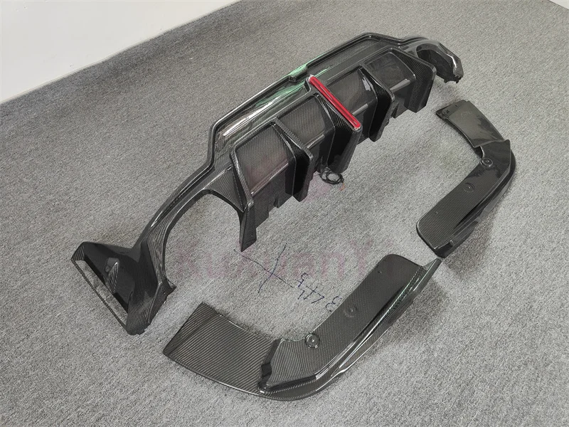 BMW 3 Series 320i G20 G28 Carbon Fiber Rear Diffuser Kit