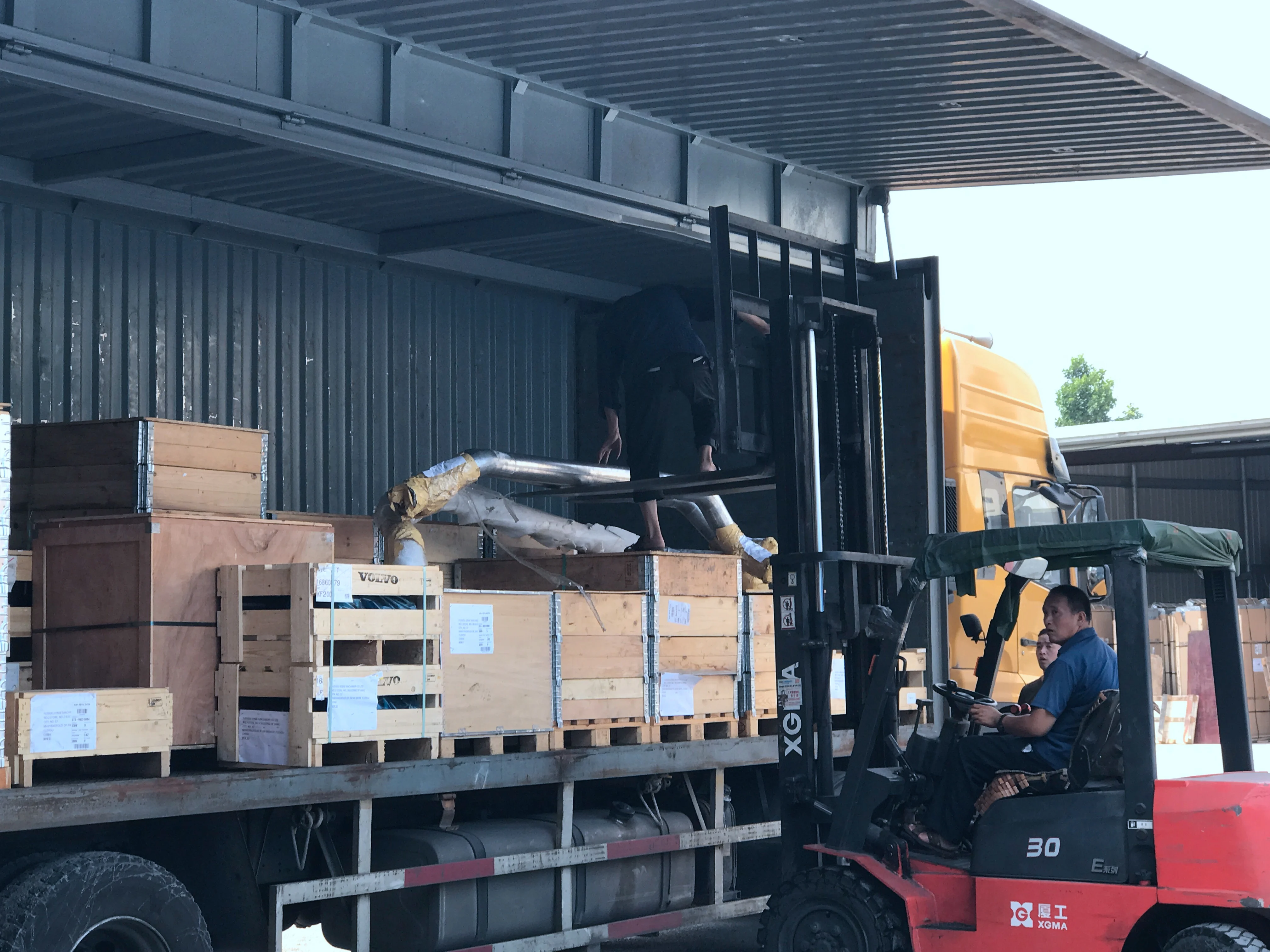 15096757 TURBOCHARGER VOLVO A25D Articulated Truck for Installation ...