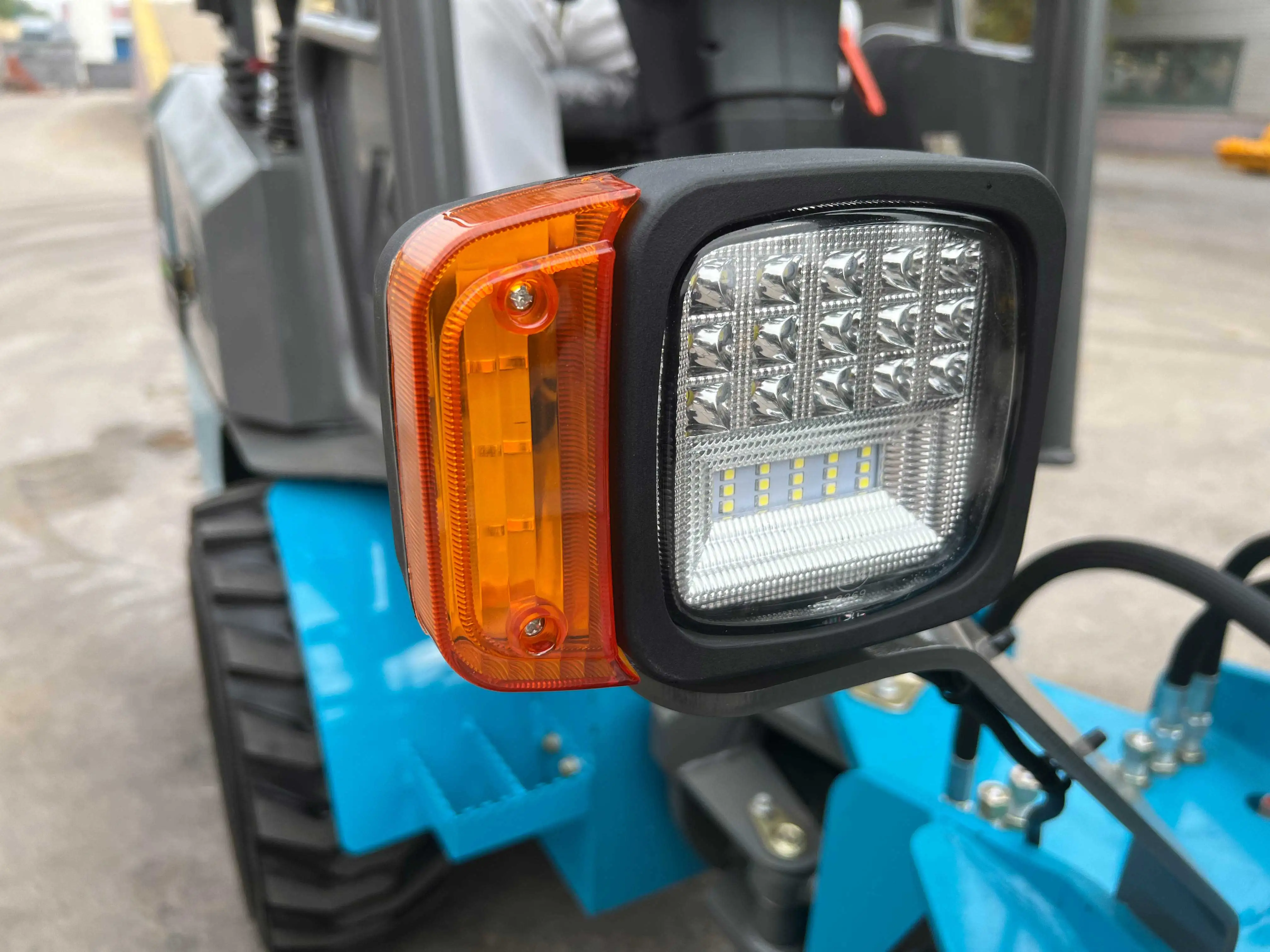 Aolite Fl12 Electric Forklift Loader Electric Mini Front End Compact ...