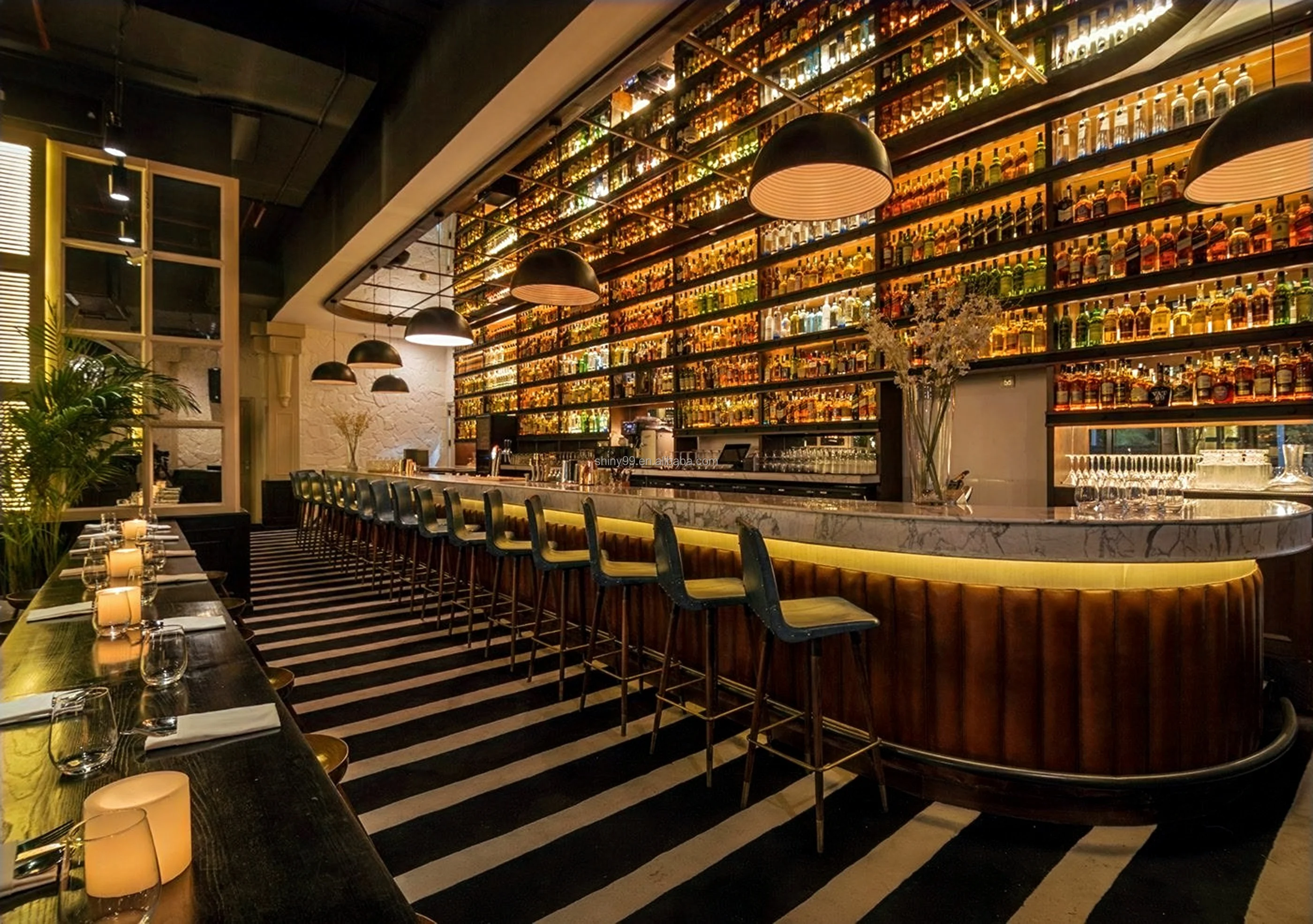 Luxury Irish Pub Bar Counter Design - Customizable Furnishings