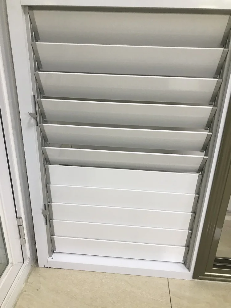 Modern Adjustable Vertical Glass Louver Window - Pretty House
