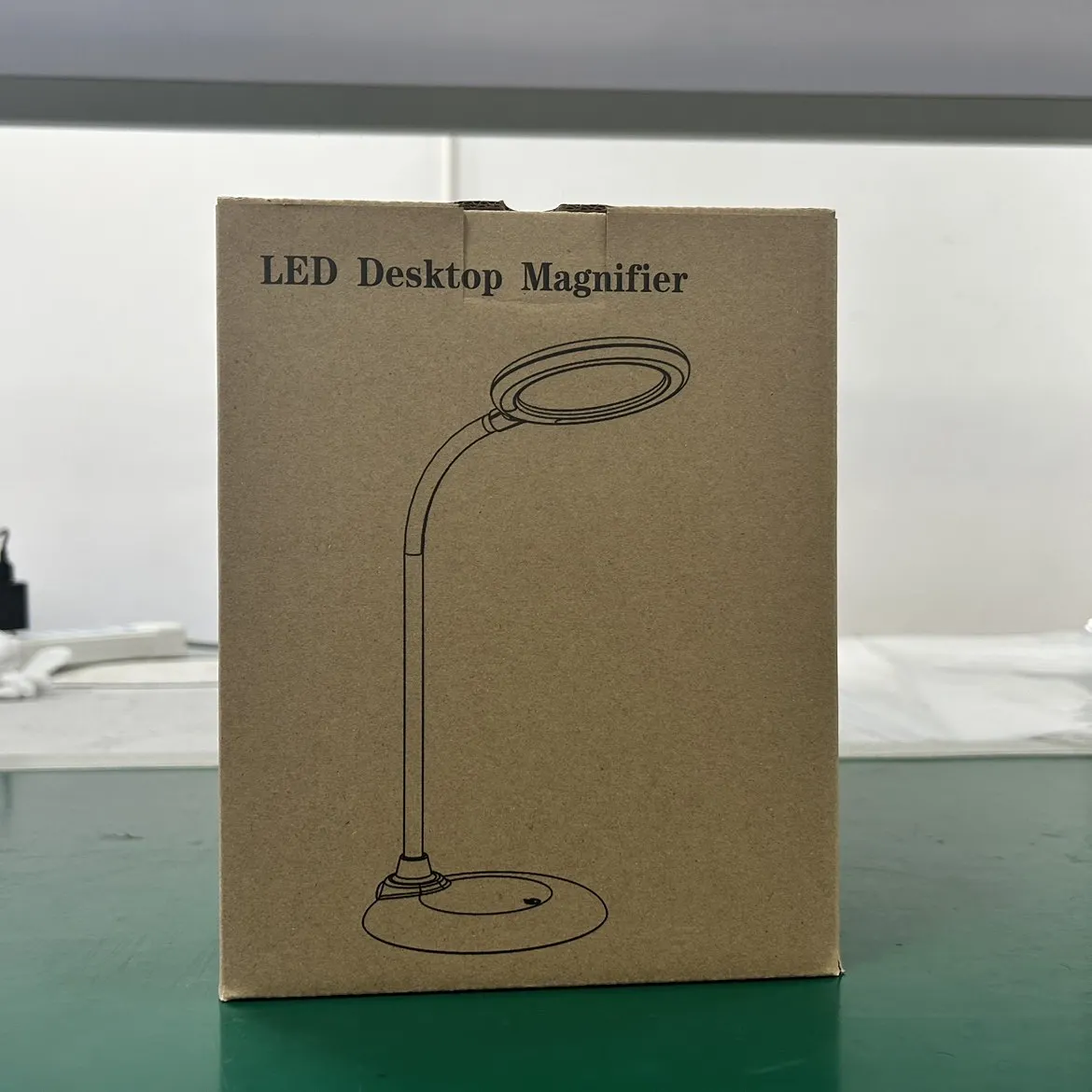 Folding Design Magnifiers Hands Free 3x Dimmable Magnifying Glass With ...