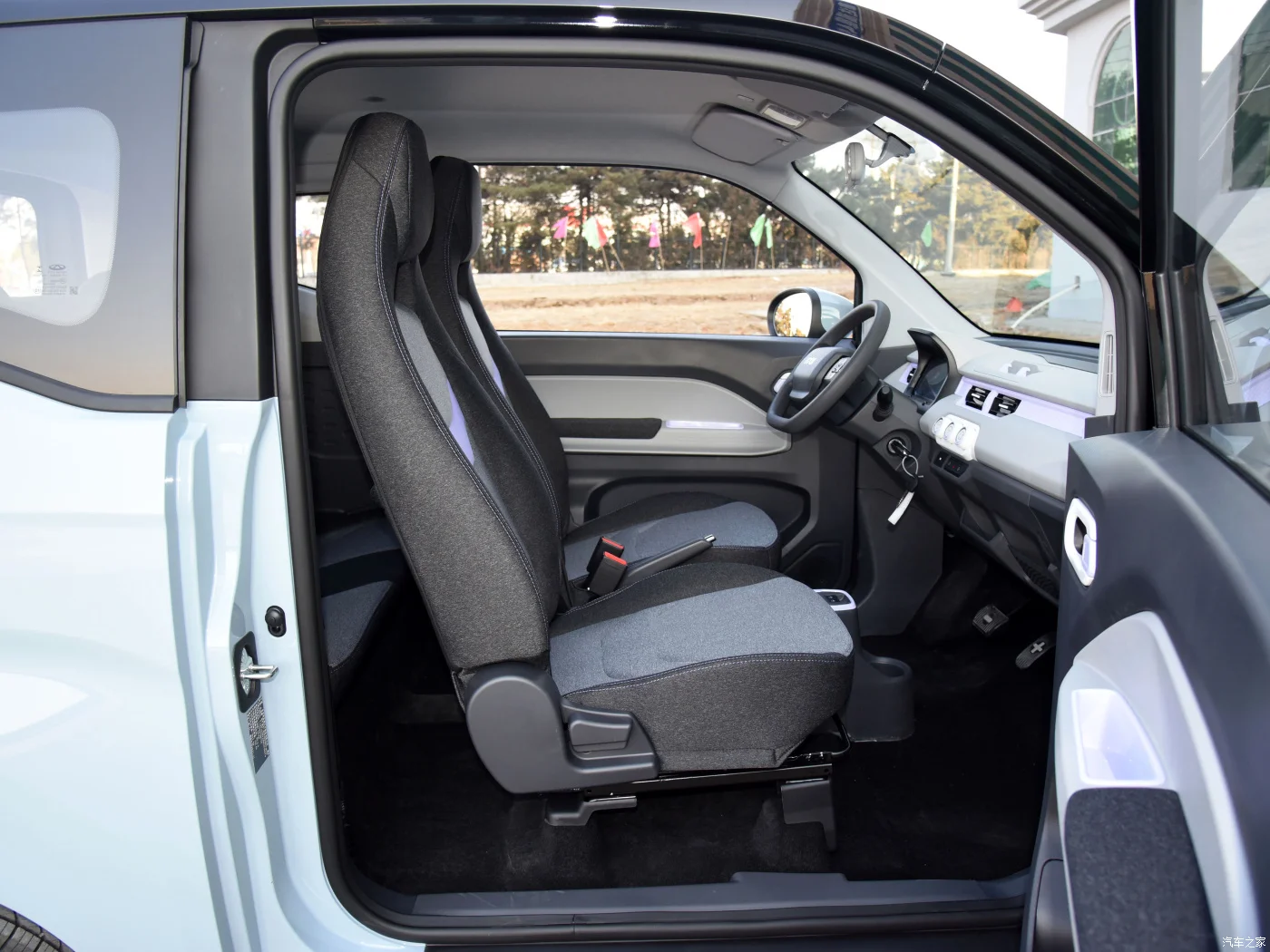 Cheapest EV Chery QQ Ice Cream 2024 - 170km Range Mini Car