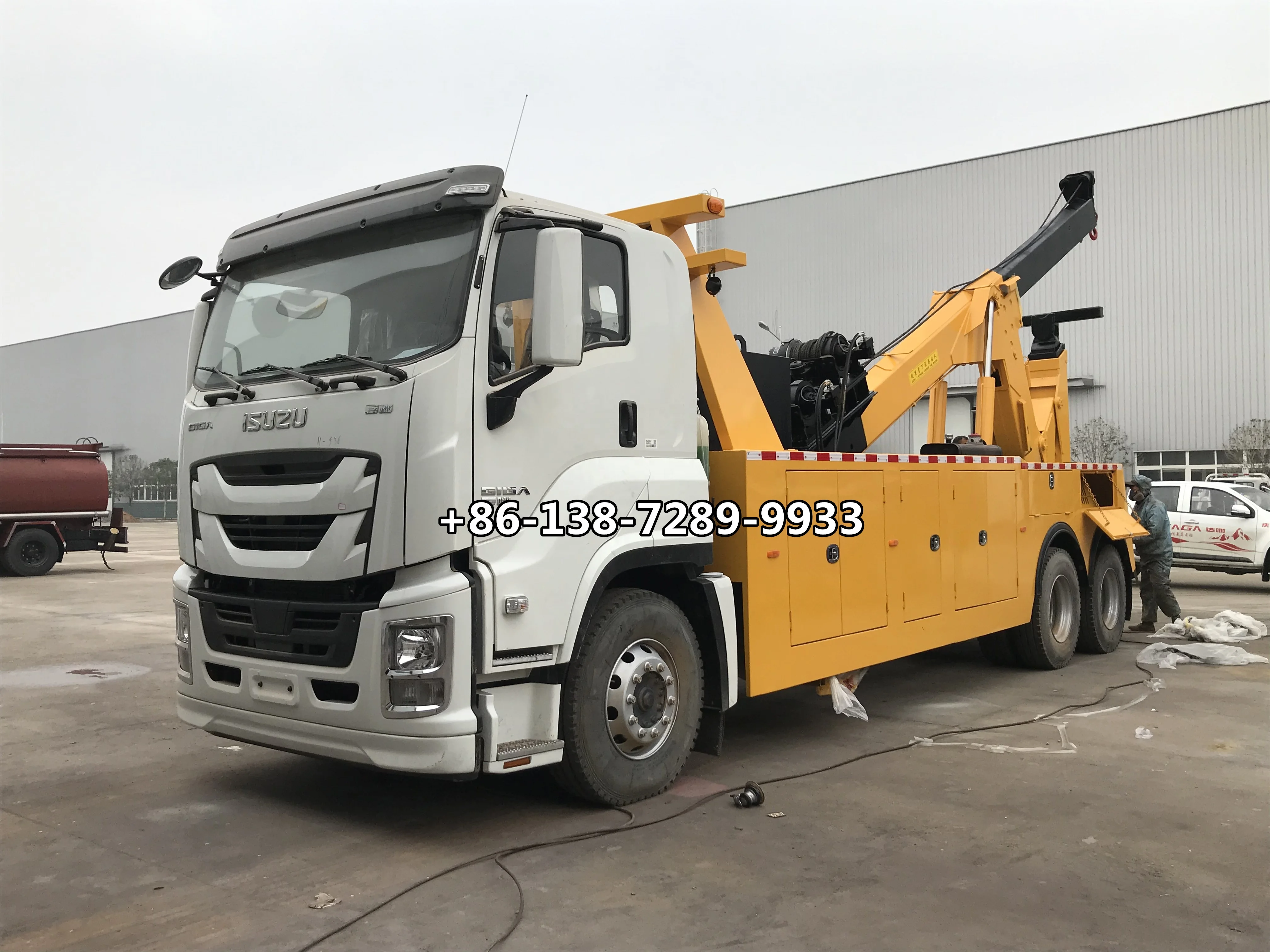 DTU 35tons Wrecker Towing Trucks - Heavy Duty & Versatile