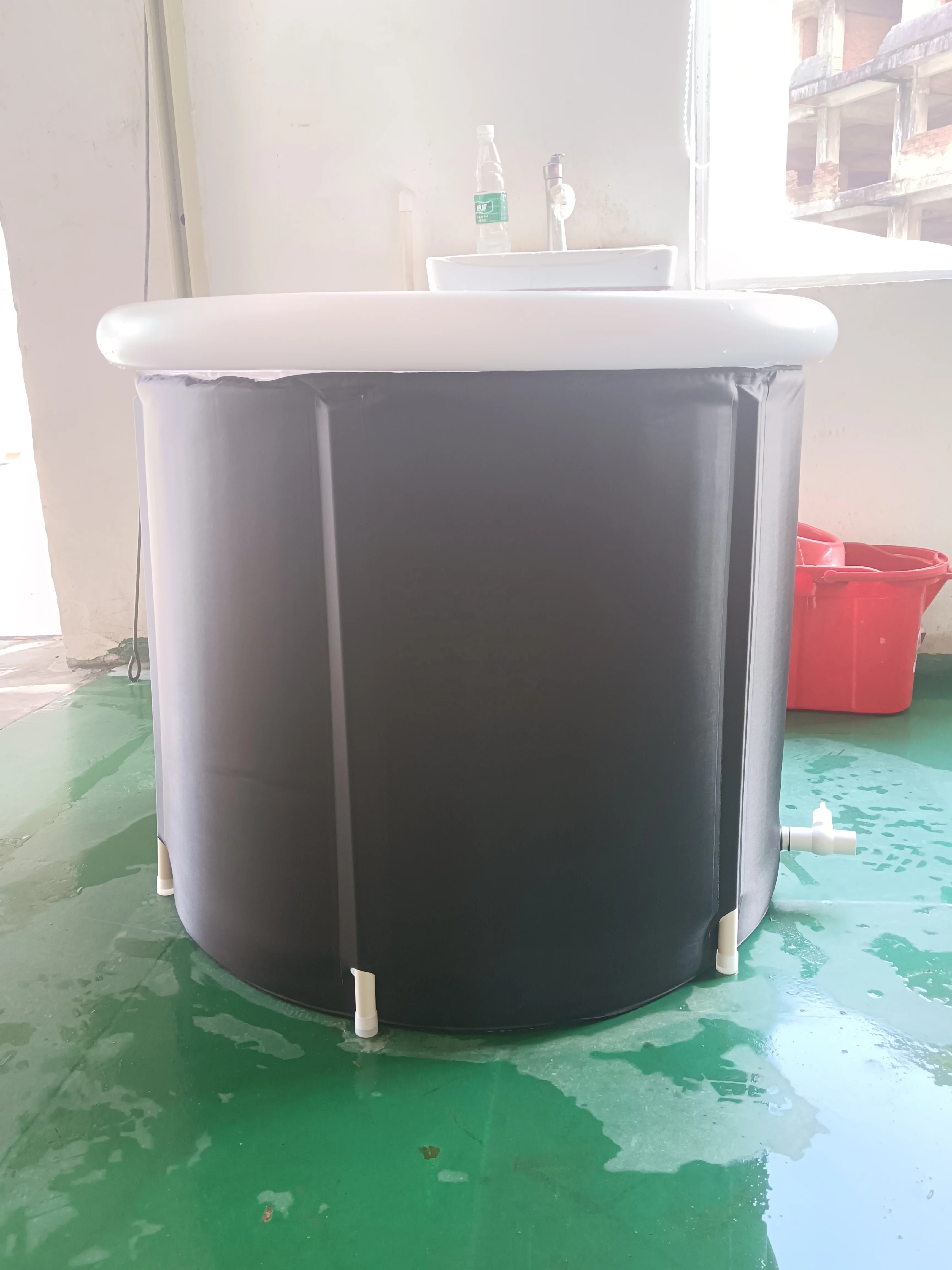 Portable Adult Ice Bath Hot Tub With Lid Foldable Pvc Inflatable Ice ...