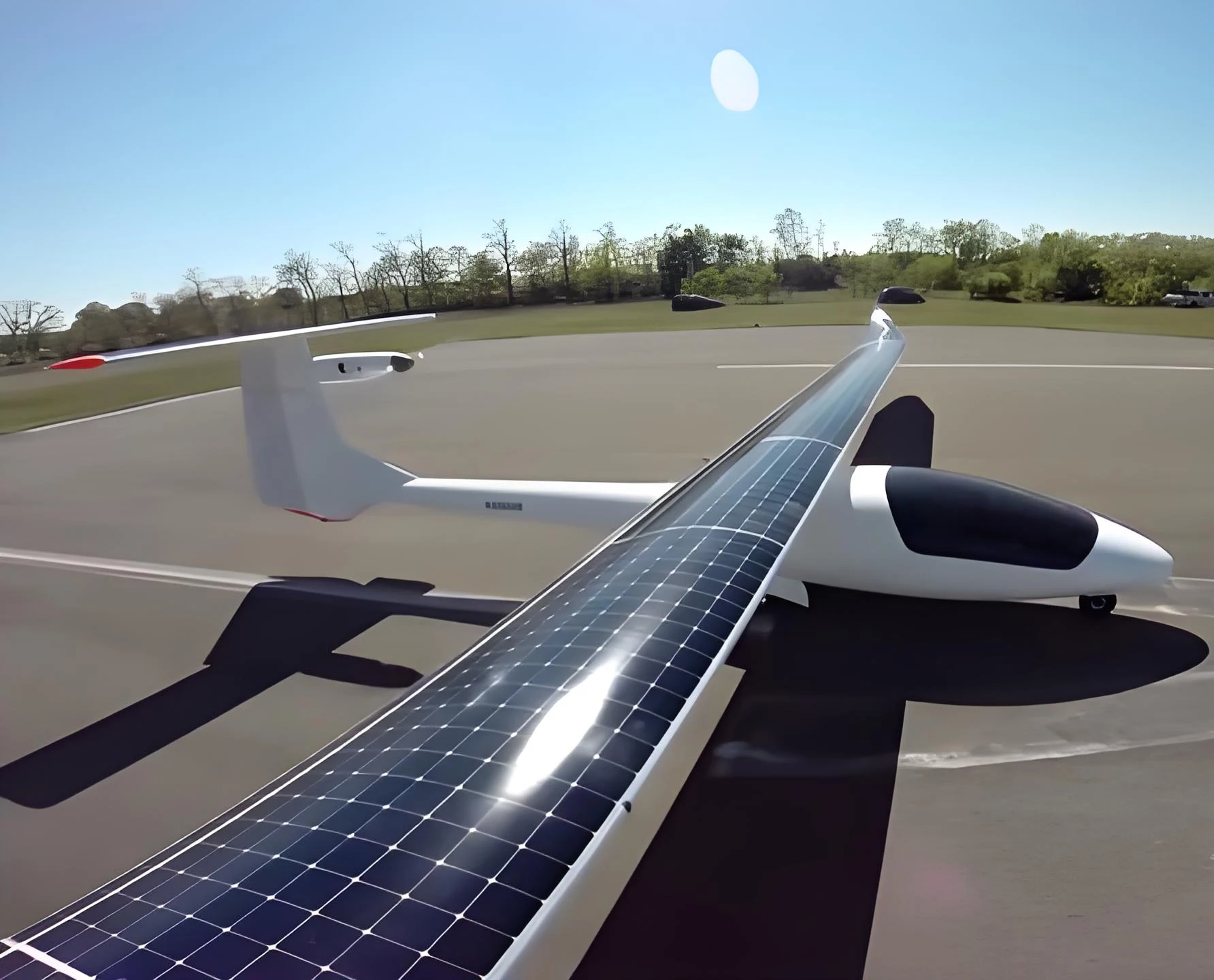 23.7% Efficient Solar Panels - Strip Shape Sunpower Cells