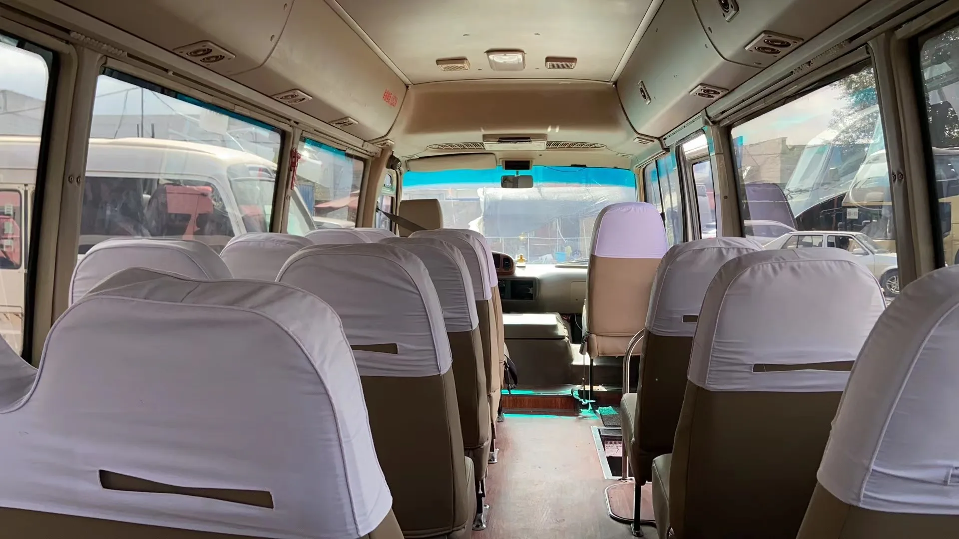 Direct Sales Used Coaster Bus With Custom Design Coach Bus 19 Seats ...