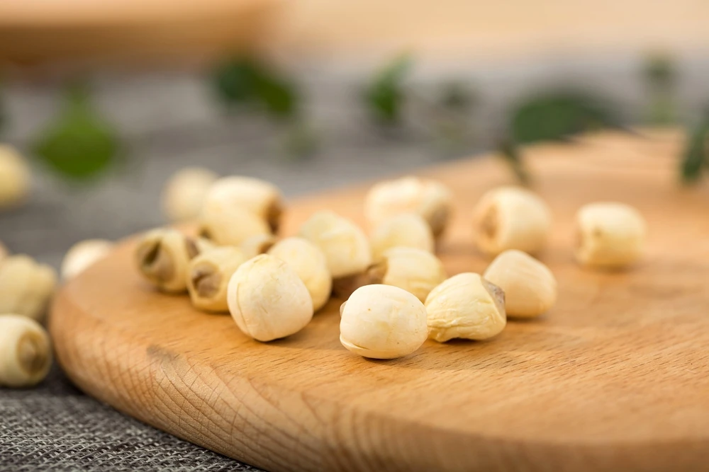 Chinese Dried Lotus Seed Natural White Lotus Nut For Sale - Buy Chinese ...