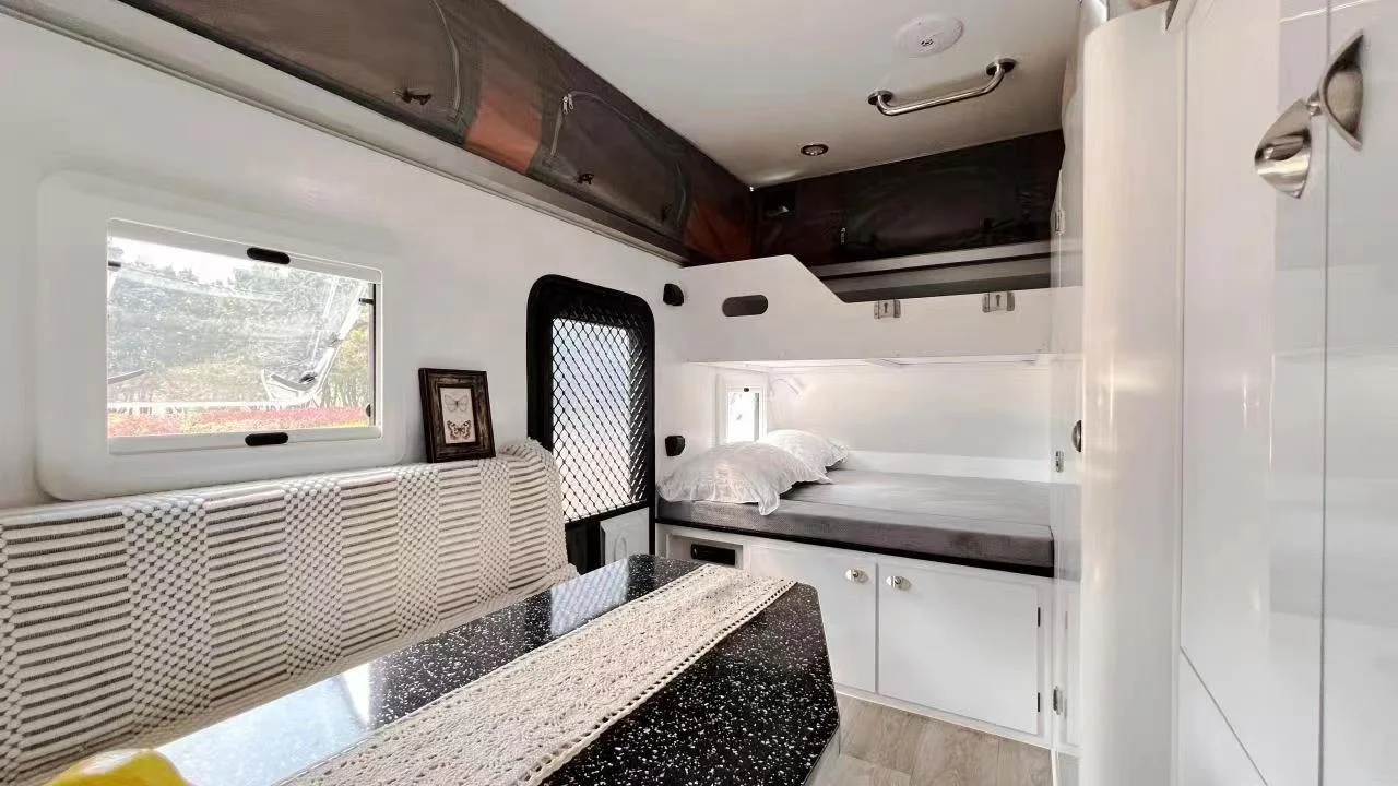 Longhe 15FT RV Motorhome - off Road Pop Top Caravan