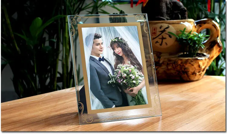 Customized Glass Photo Frames - Elegant Graduation Gifts