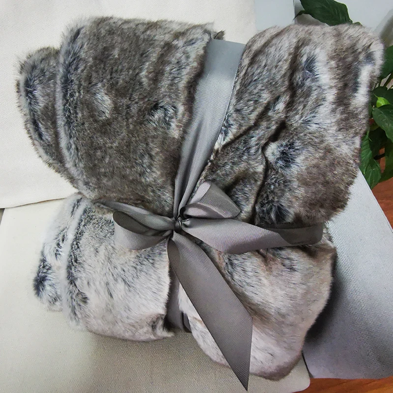 Super Soft Faux Fur Throw Blankets - Warm & Comfortable