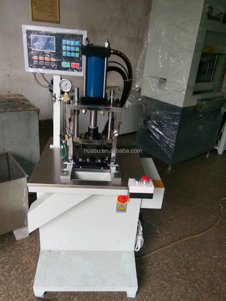 Eyeglasses Manufacturing Machines - Efficient & Reliable