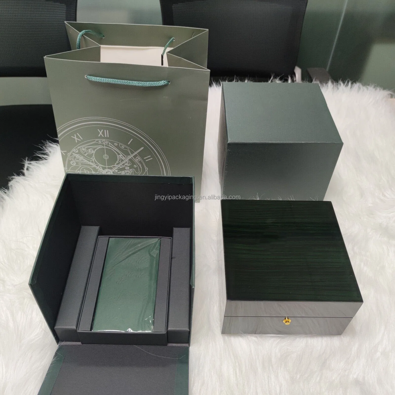 Auder Watch Package Box - Luxury Gift Customization