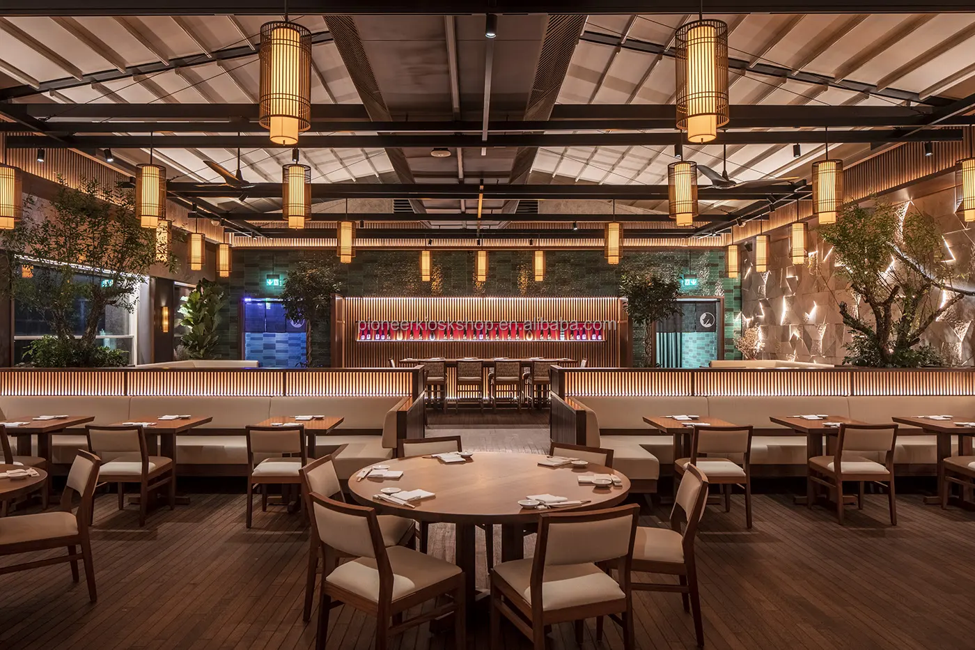 Modern Customised Sushi Bar Counter - Japanese Restaurant Interior Design