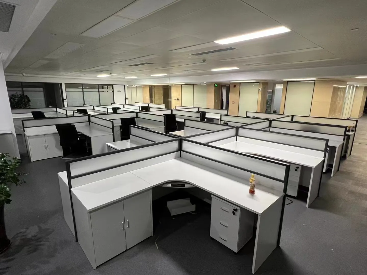 Filipino Call Center Office Cubicle Partition Desk Wholesale