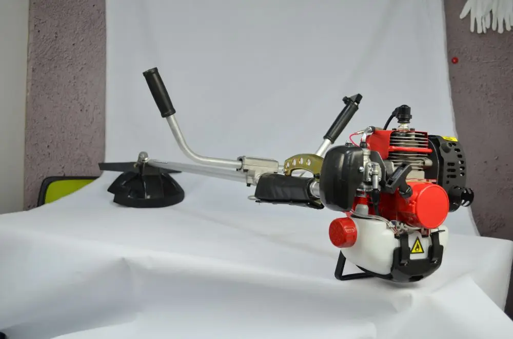 New Model Japanese 41.5 Cc Grass Cutter - Shindaiwa B45