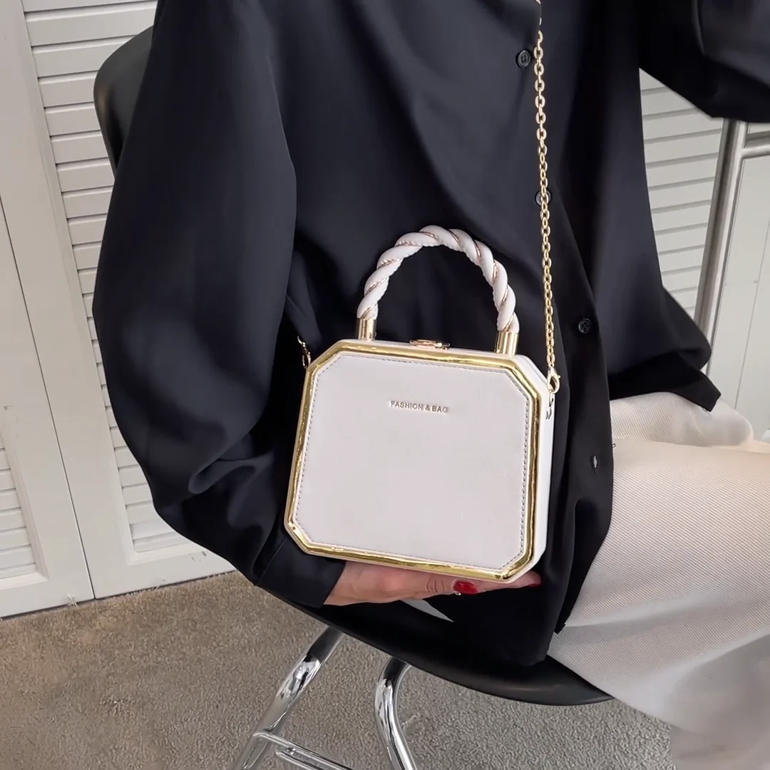 Summer New Handbags 2024 Hot Light Lady Design Purses Chain Shoulder ...