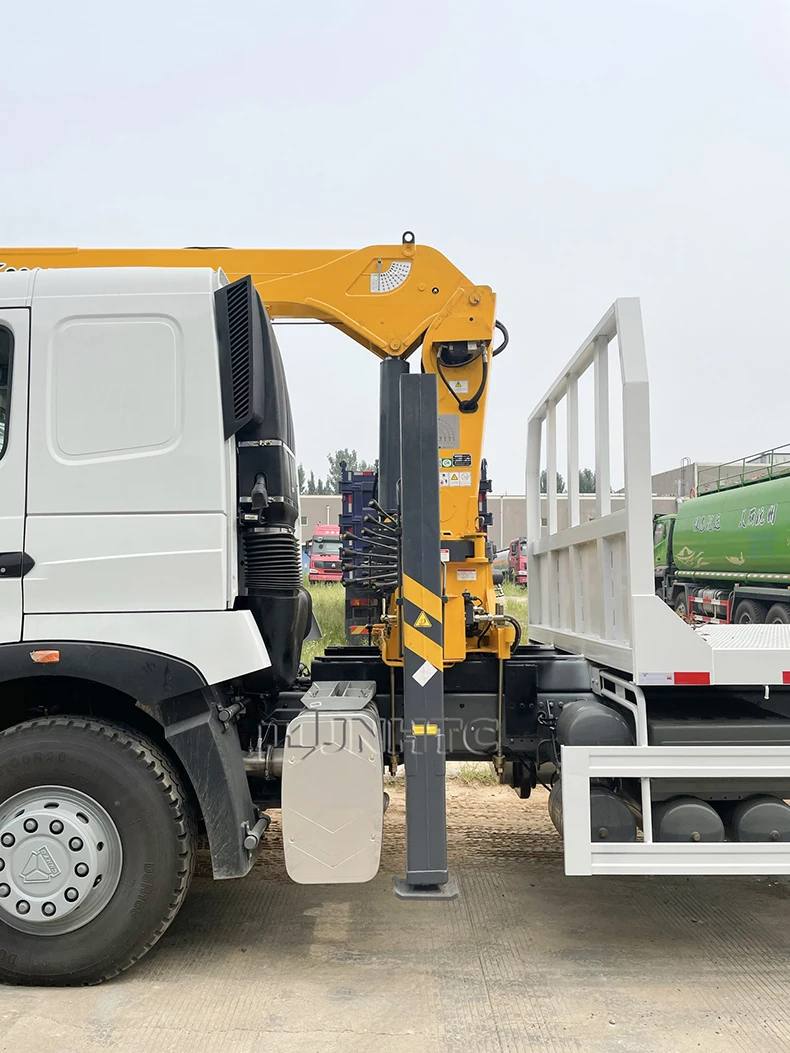 Sinotruk Howo A7 Heavy Hauler 10W/12W Self Loader Truck with Boom Crane ...