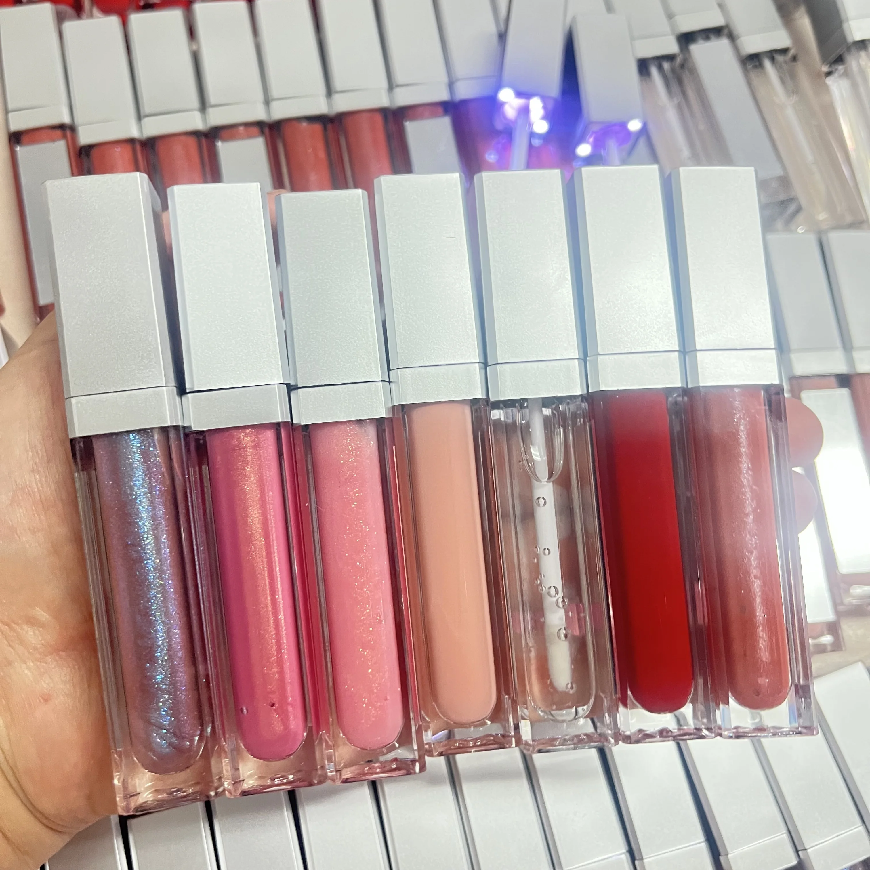 LED Lipgloss Tube - Long-Lasting, Waterproof, and Shimmering