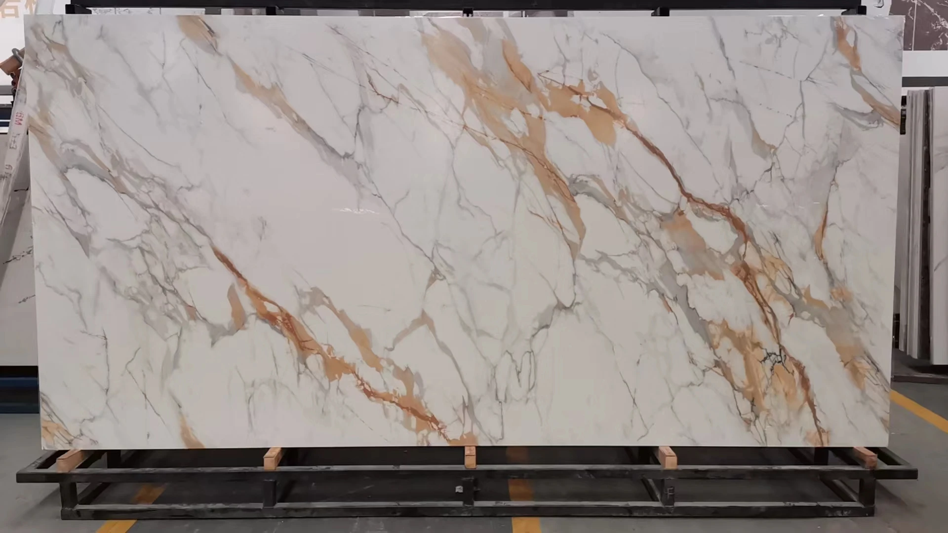 Hotsale Calacatta Gold Wall Cladding Stone Sintered Slab