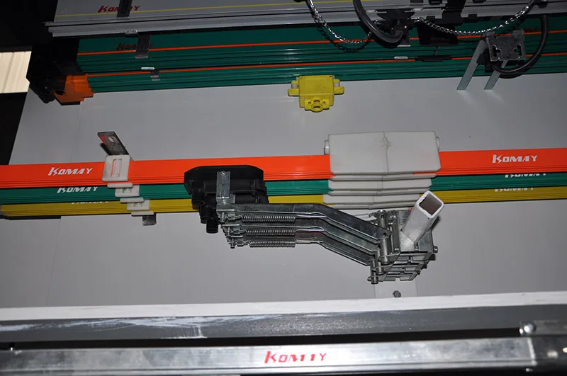 KOMAY Insulated Single Pole Conductor Bar Systems for Cranes