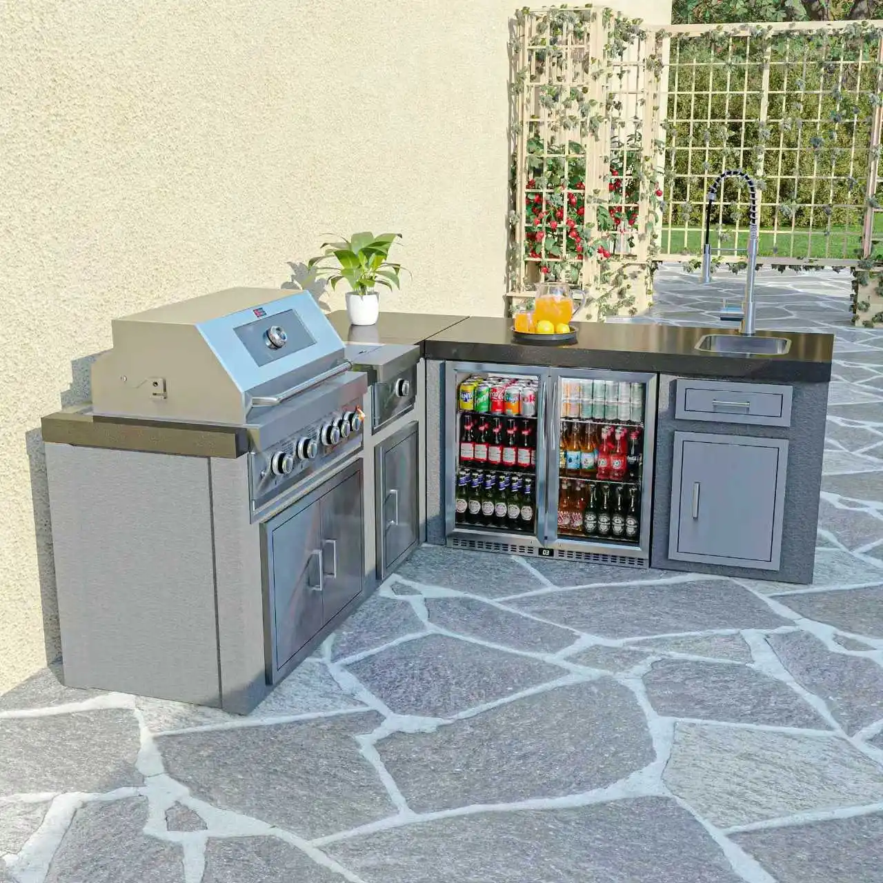 Modular Outdoor Kitchen - Perfect for BBQ and Grilling