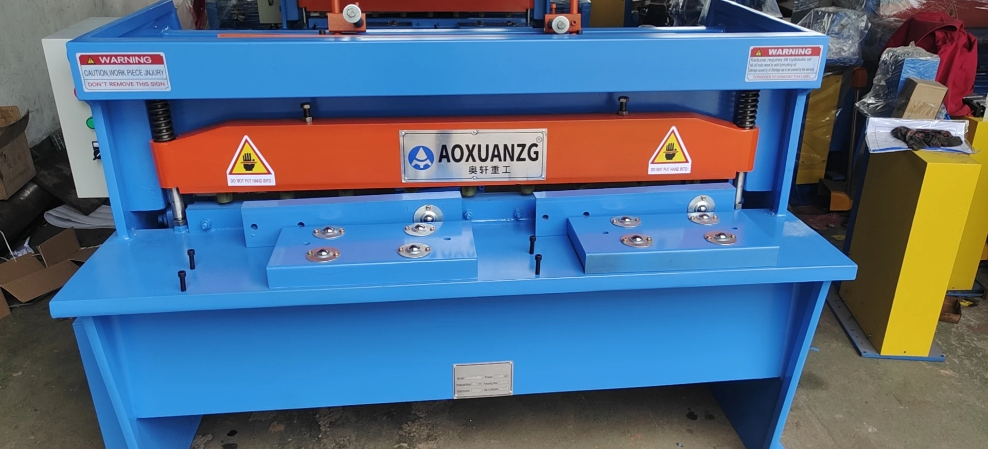Q11-1.5X1300 Galvanized Sheet Cutting Machine for Metal Shearing ...