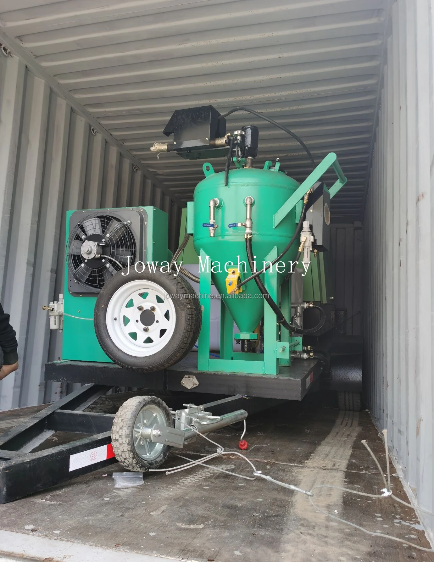 Auto Mobile Dustless Blaster - Efficient Marine Maintenance