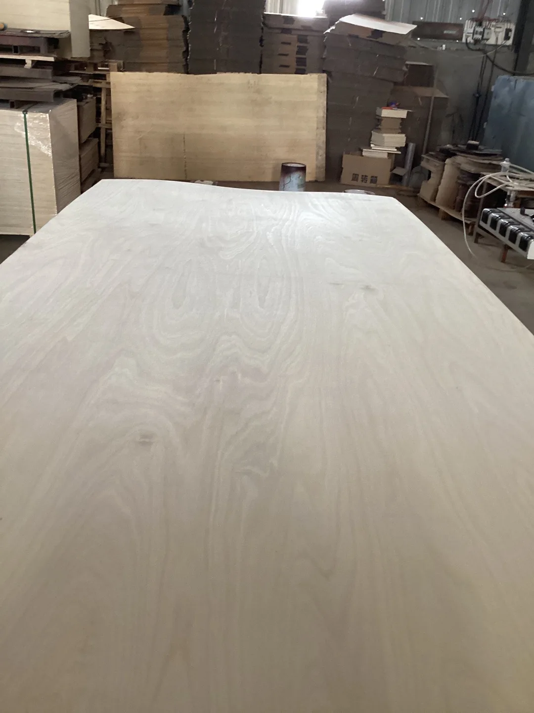 Top Quality 18MM Full Birch Plywood B/B Grade for CNC Laser Cutting Plywood