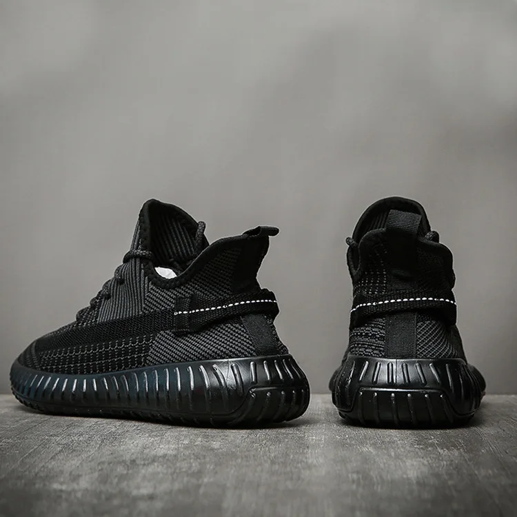 Man White Yeezy Foam Runner Yeezy 350 700 V2 Zapatos Zapatillas Hombre ...
