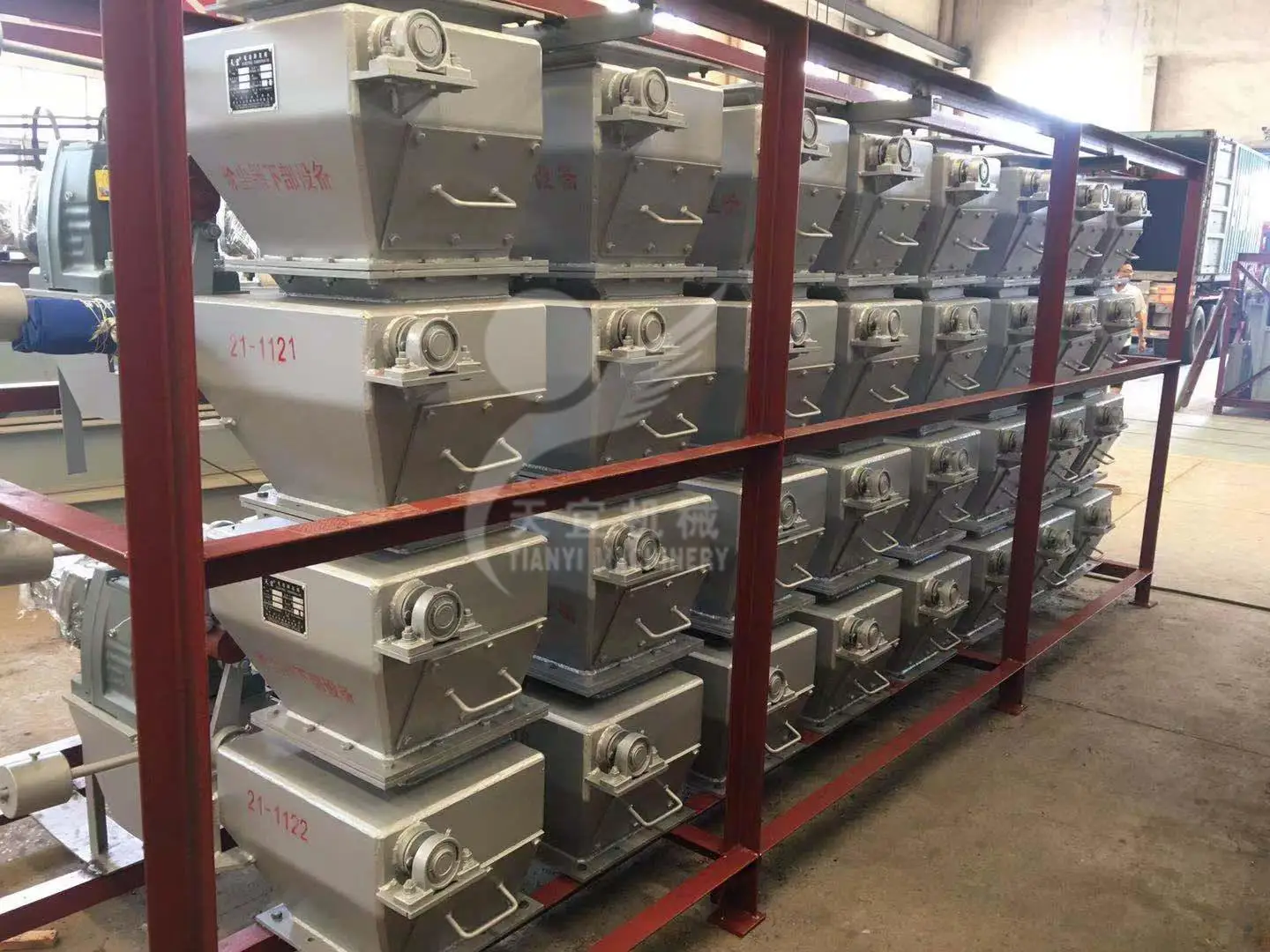 Pneumatic Double Flap Gate Valve with Square Mouth Heavy Hammer ...