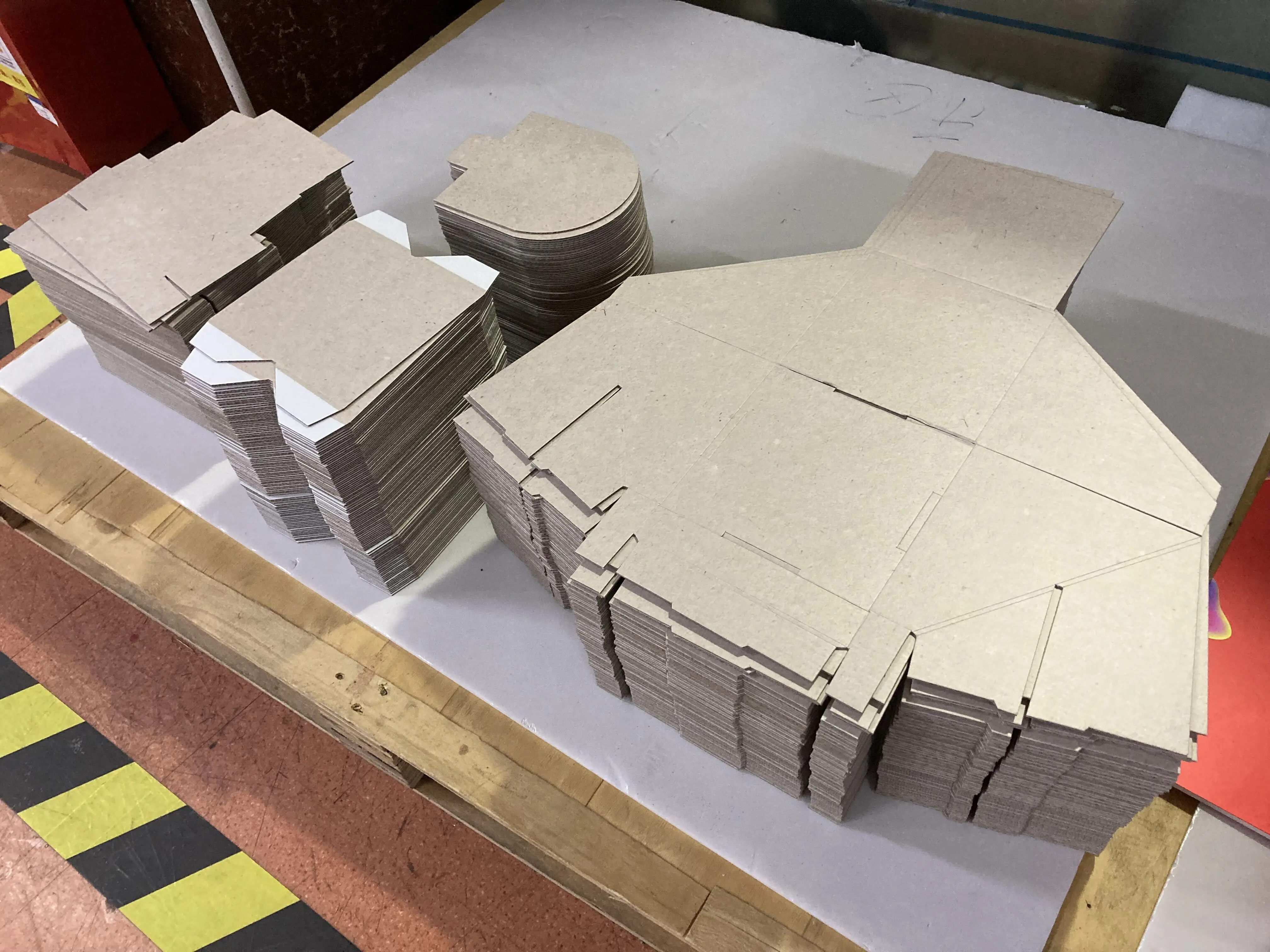 Custom Pop Pos Counter Top Corrugated Cardboard Display Stand Retail ...