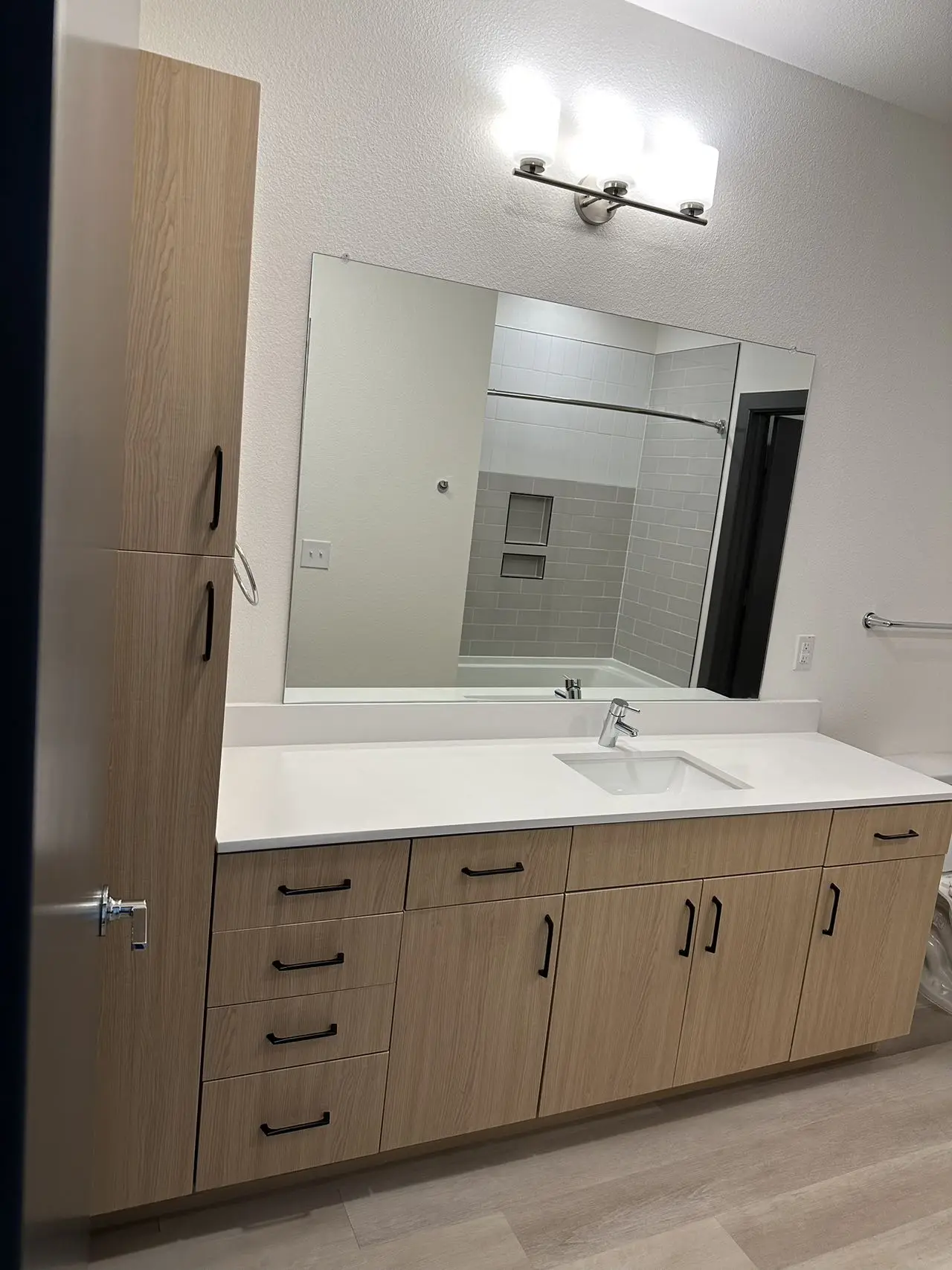 American Kitchen Cupboard Vietnam Cabinet Factory Shipped Directly