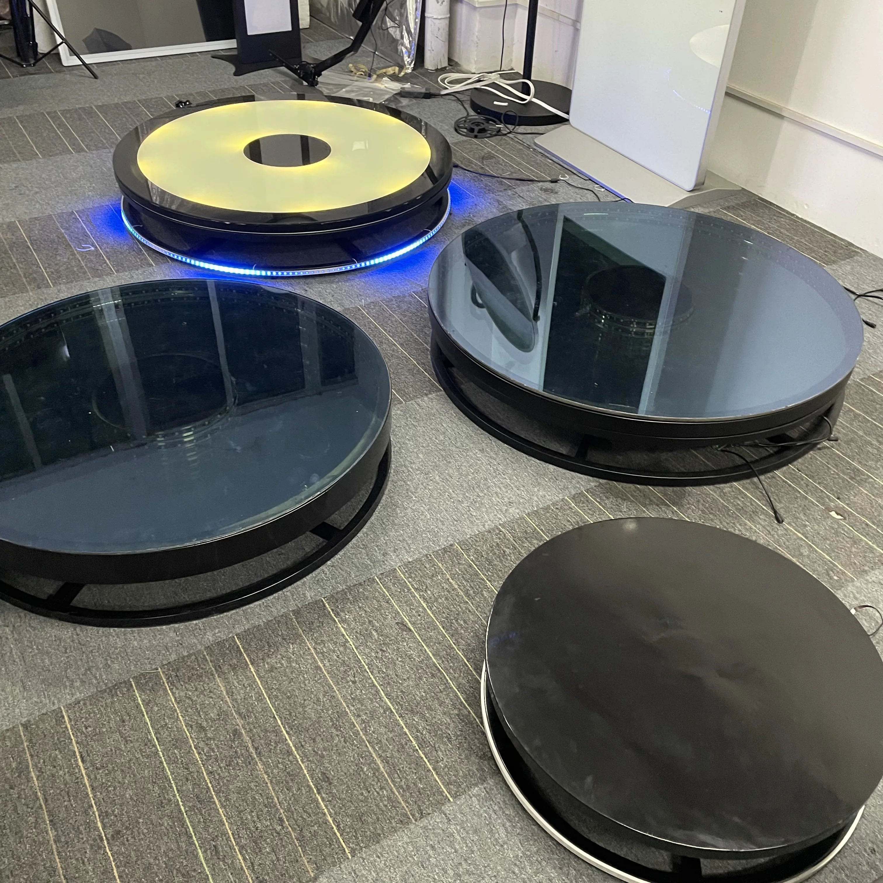 Revospin Rotating Photo Booth Spinning 360 Photo Booth 115 Cm 100 Cm ...