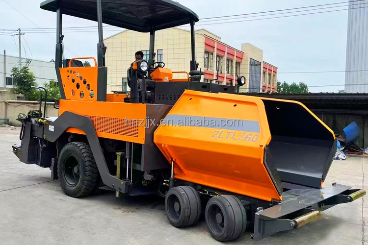 Road Paving Machine Asphalt Road Construction 2LTLZ60 6M Asphalt Paver ...