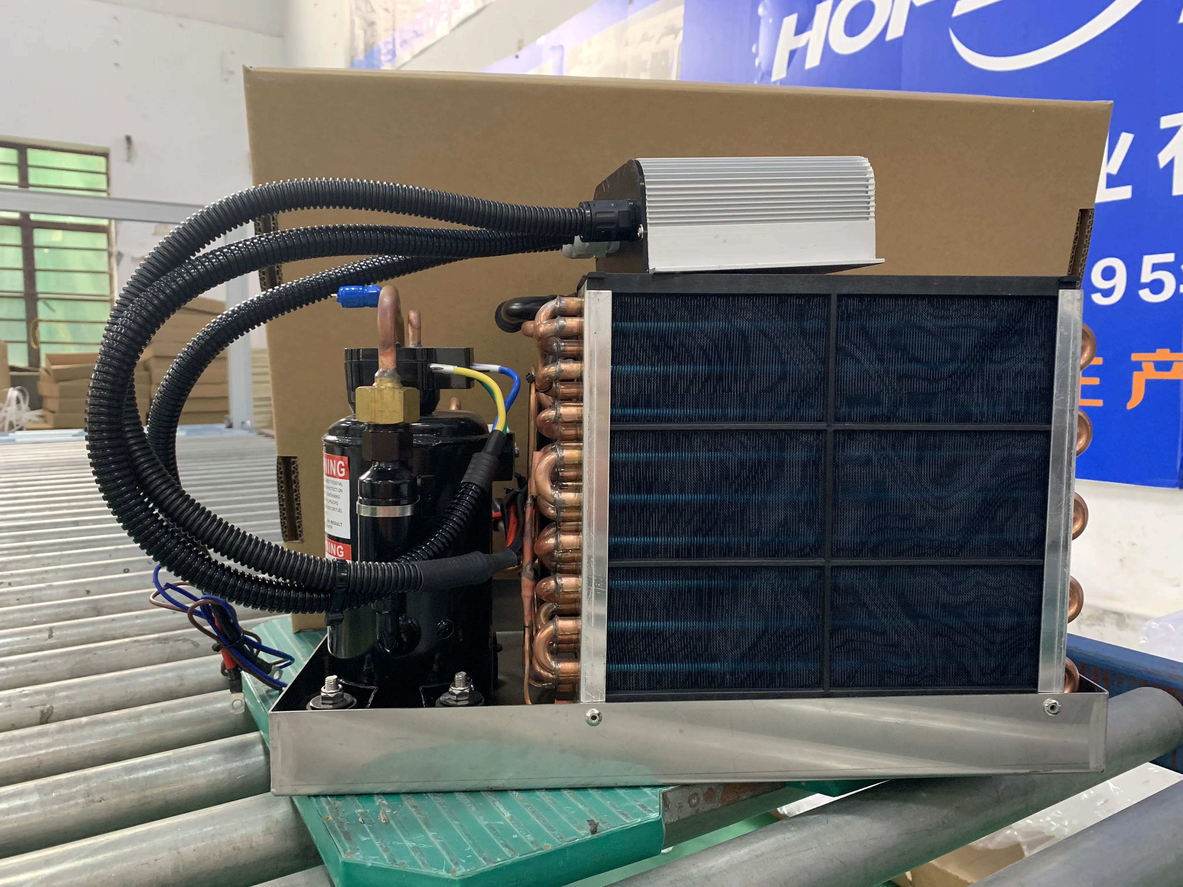 12V DC Marine Self Contained Unit 12000BTU Air Conditioner