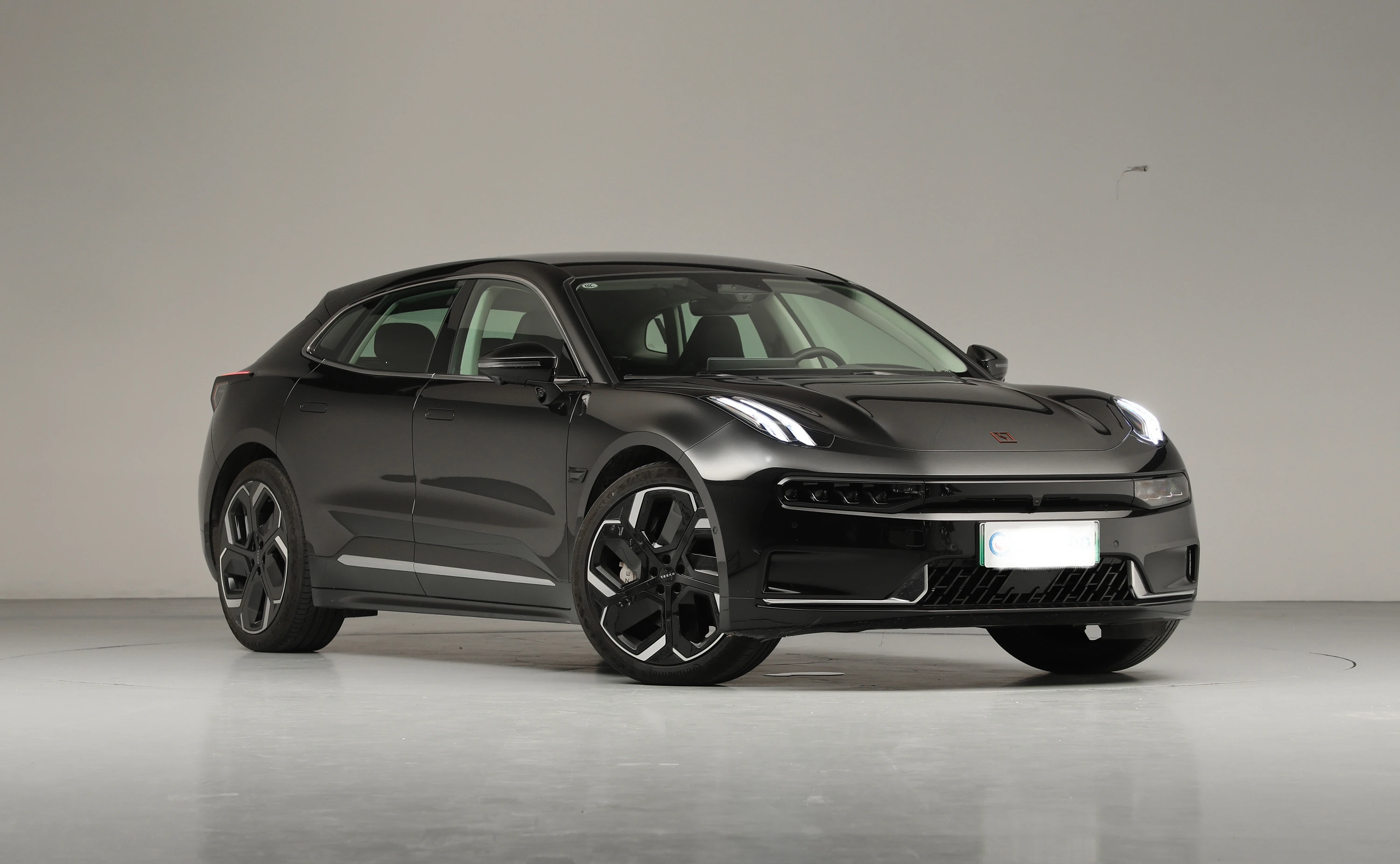 1032km Long Range Zeekr 001 400kw Horse Power Zeekr 001 2023 New Model ...