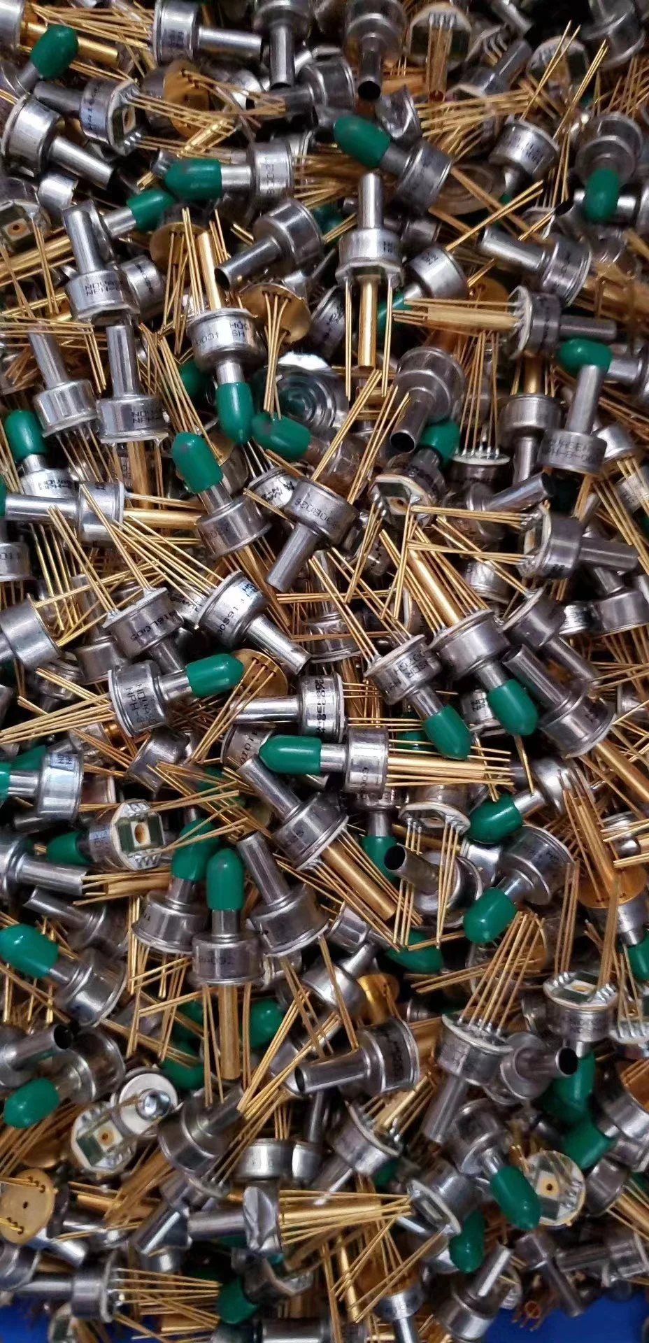 Professional Recycling Electronic Ic Inventory Backlog Pic16lf1566 ...