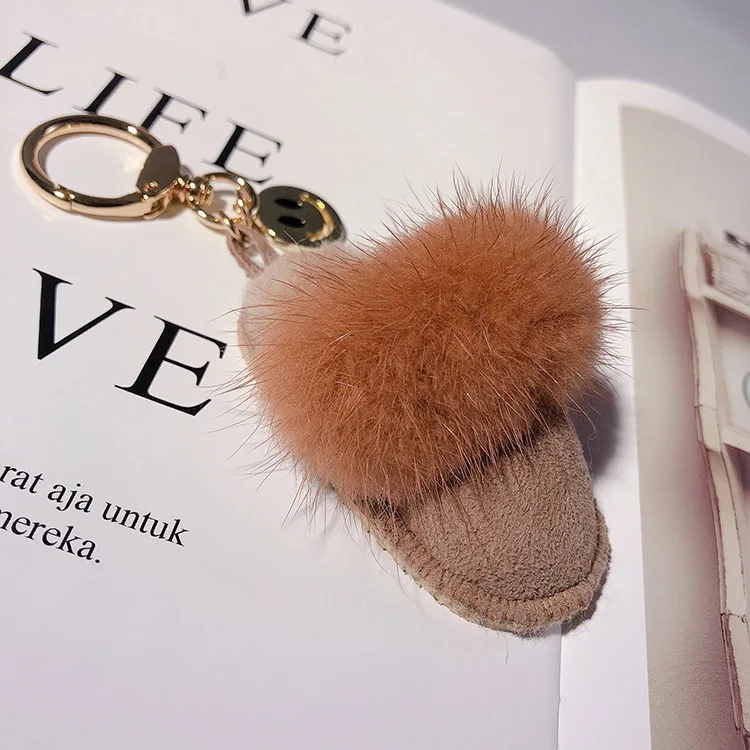 Winter Slipper-Shaped Shoe Keychain Keyring Zapatilla