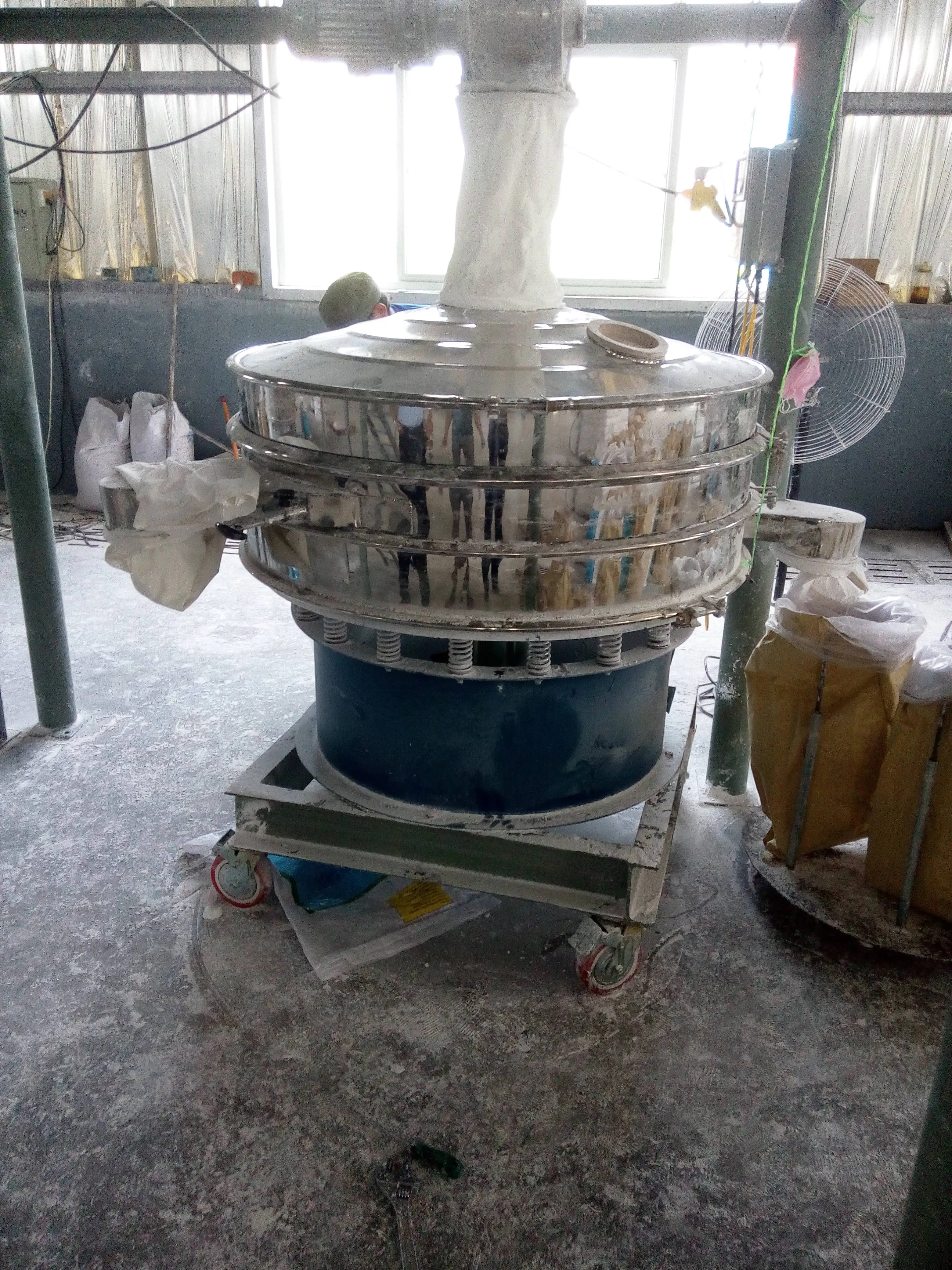 20 Microns Ultrasonic Sieved Shaker Vibrating Separator With Cleaning ...