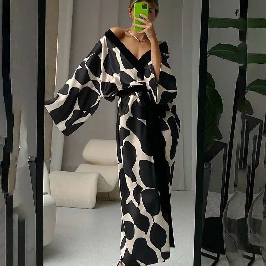 Custom Sexy Robes Women Bath Robe Women's Dresses Satin Robe Lounge ...