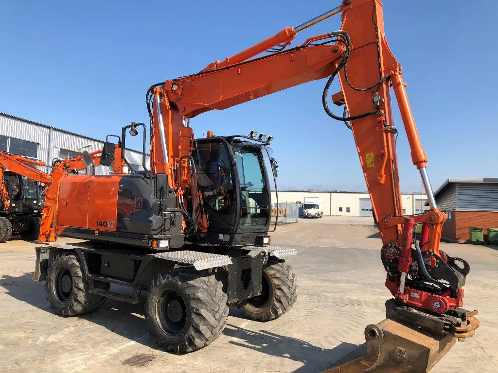 Japan Original 210w Wheel Excavator Large Size Zx210w In Good Condition ...