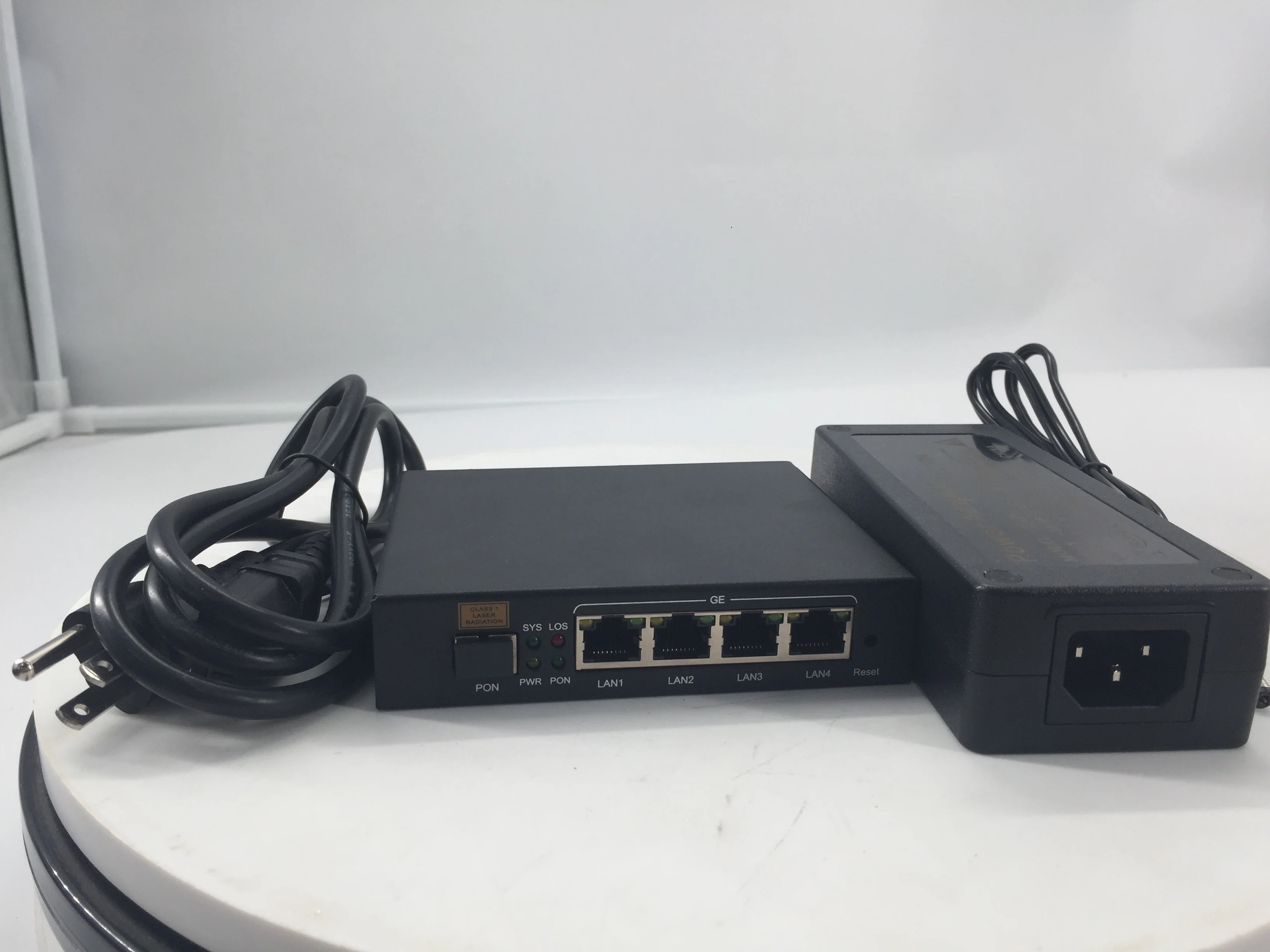Wanglink Industrial Grade Network 4 Port Gigabit Onu Poe Gepon Epon Onu ...