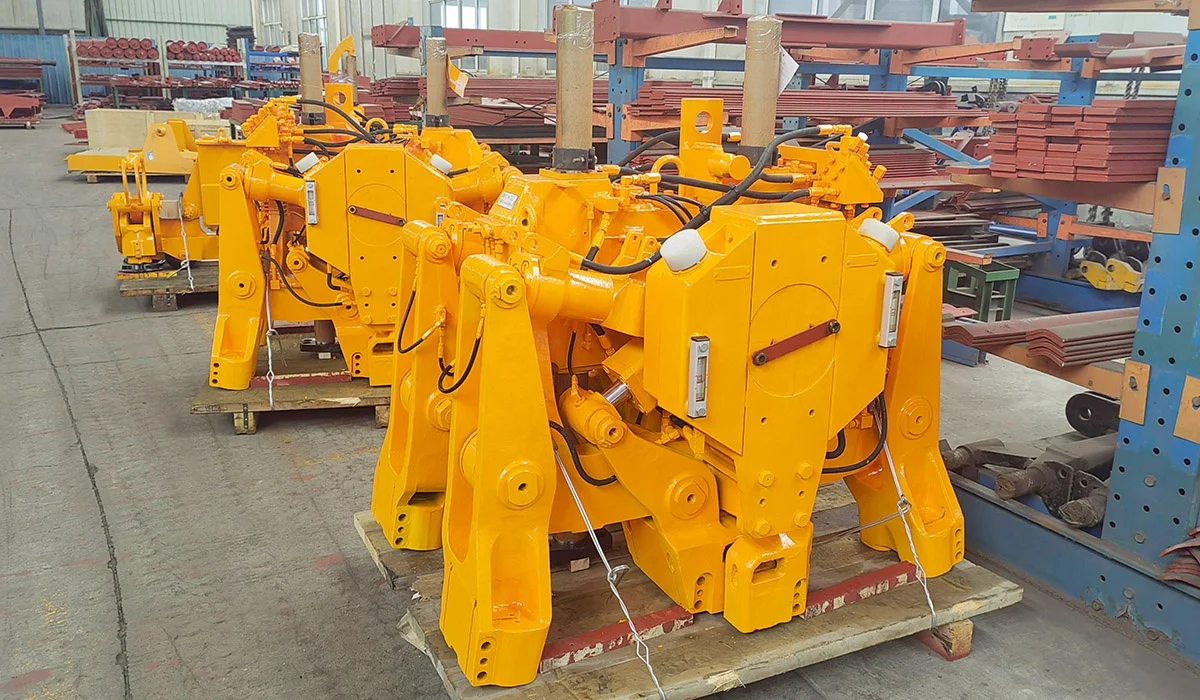 Plasser & Theurer Tamping Machines - Efficient Railway Maintenance